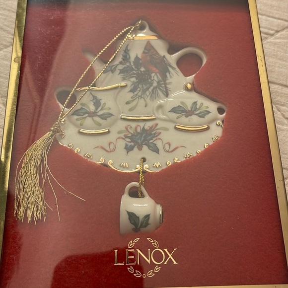Lenox | Holiday | Lenox Porcelaingold Accents Tea Set Ornament Wgold ...